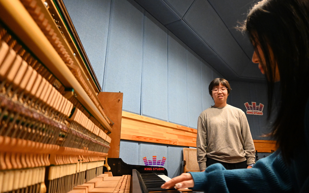 K-Pop Recording Experience Seoul:STAY Records at KING STUDIO