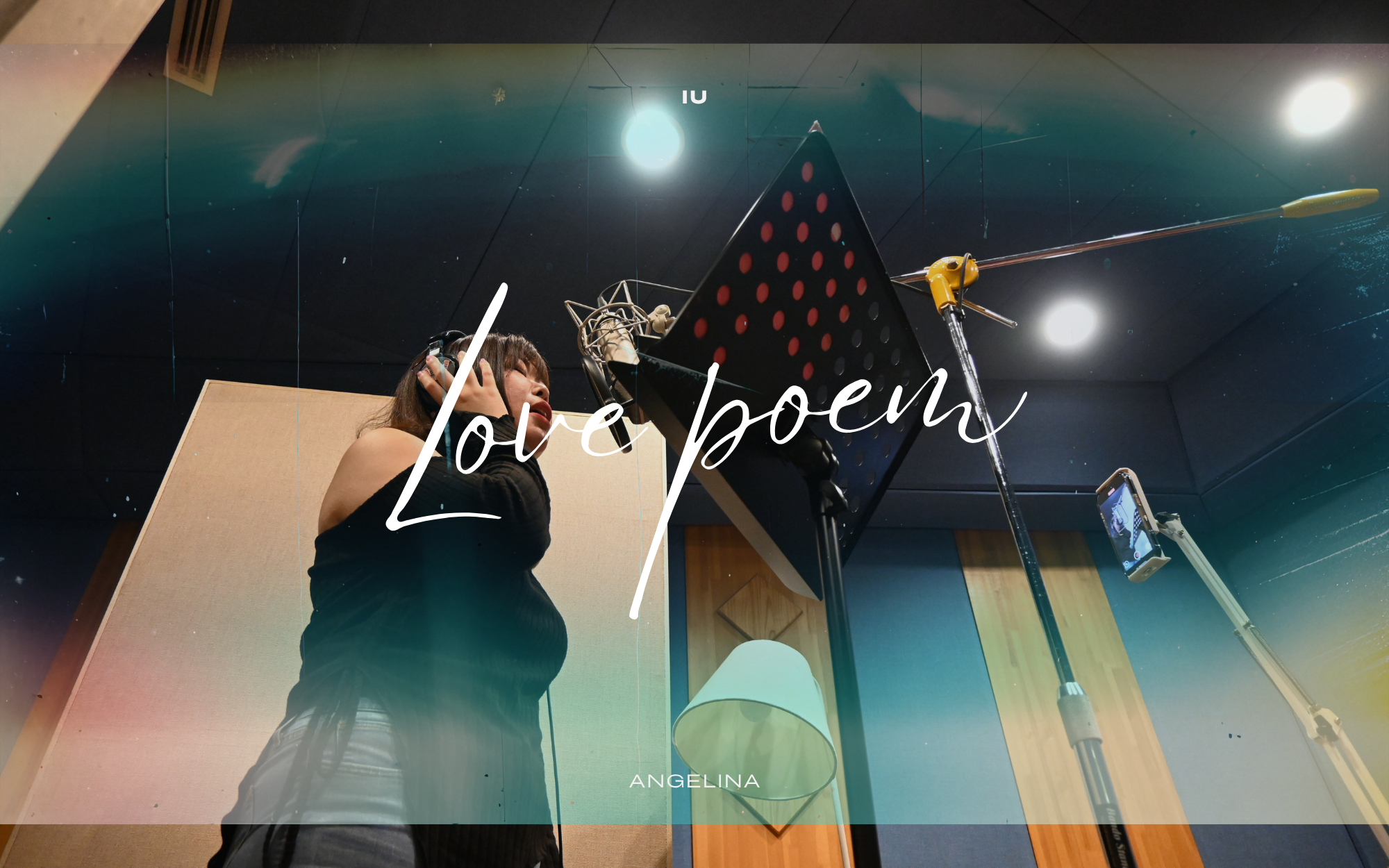 Seoul K-pop Korea Travel: IU 'Love Poem' at KING STUDIO